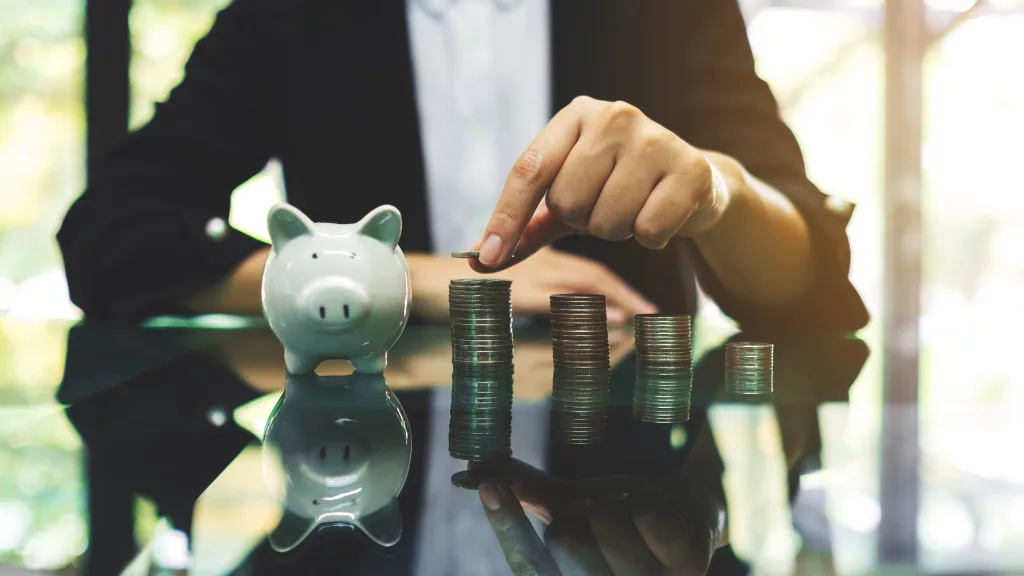 ¿Pueden los bancos cobrar comisiones y recargos por la misma deuda? Hay ...